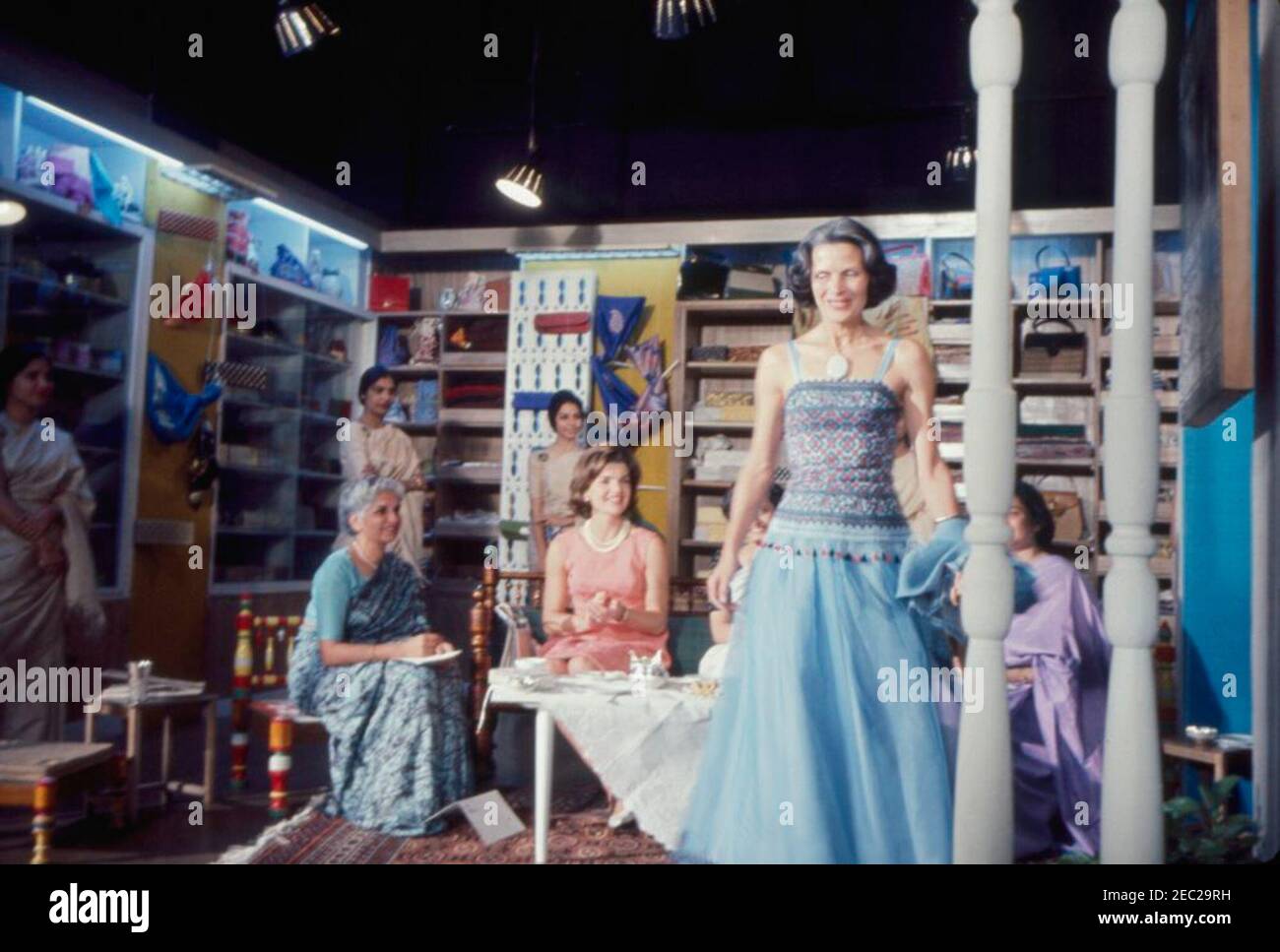 First Lady Jacqueline Kennedyu2019s (JBK) trip to India and Pakistan ...