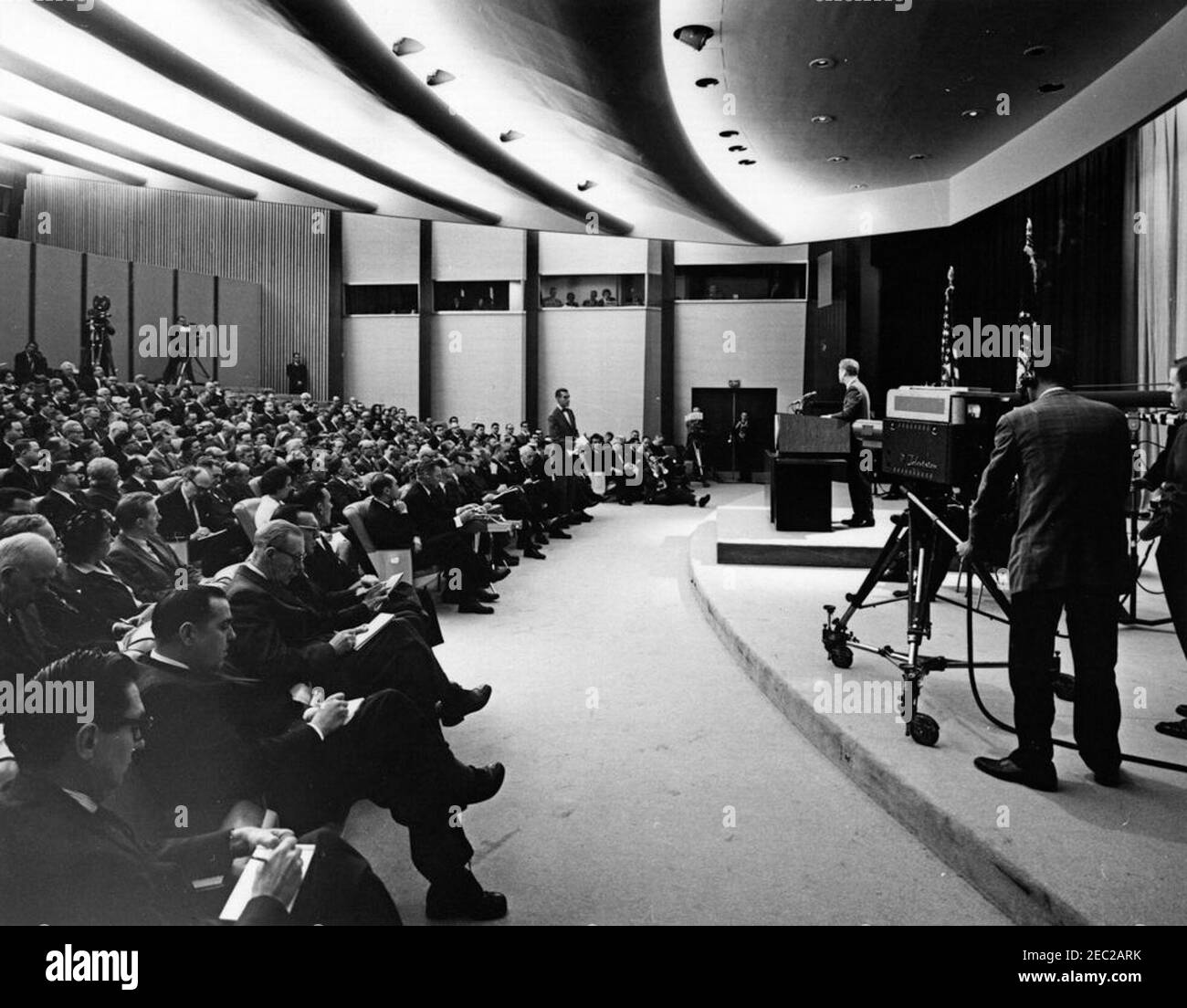 Department of government accountability Black and White Stock Photos ...