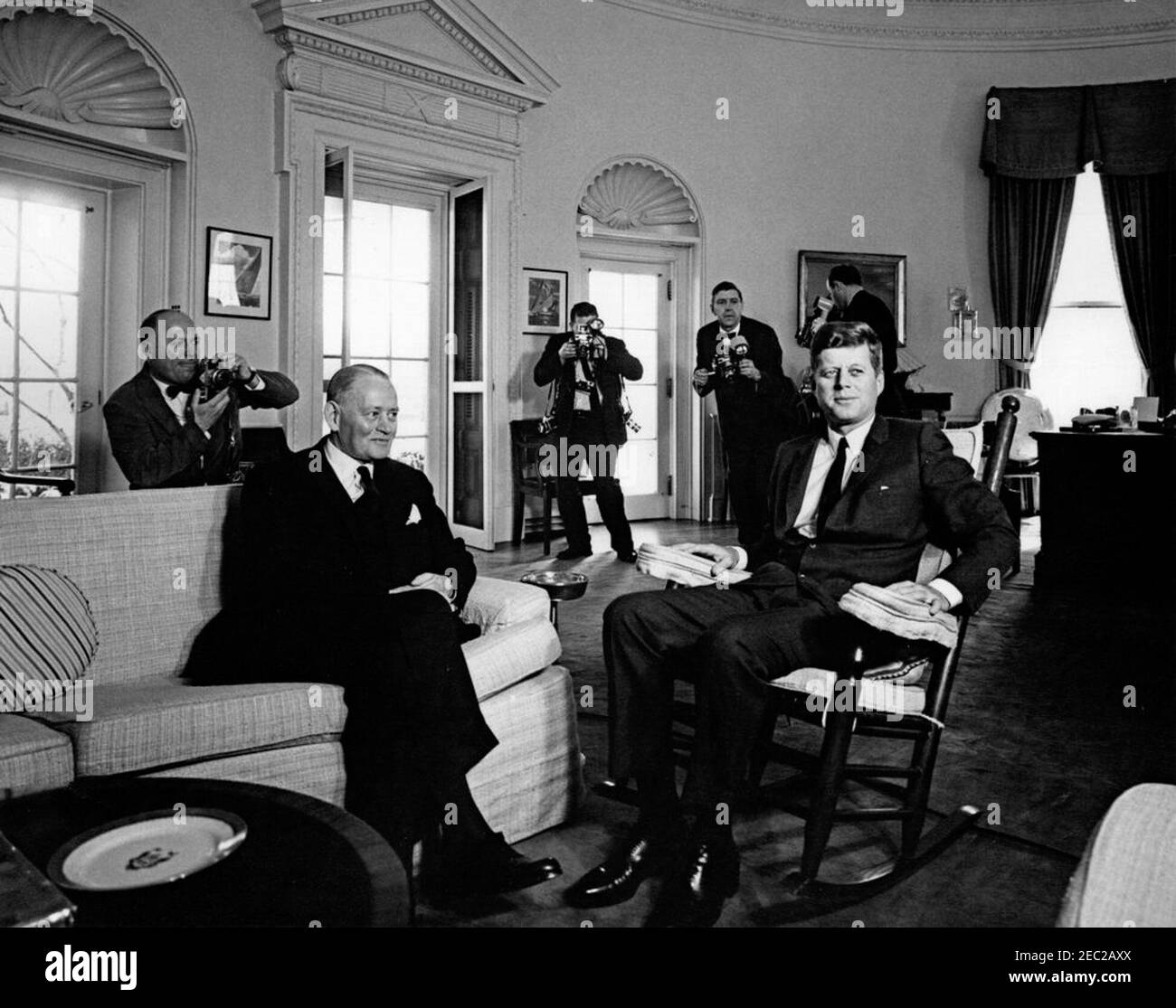 George tames hi-res stock photography and images - Alamy