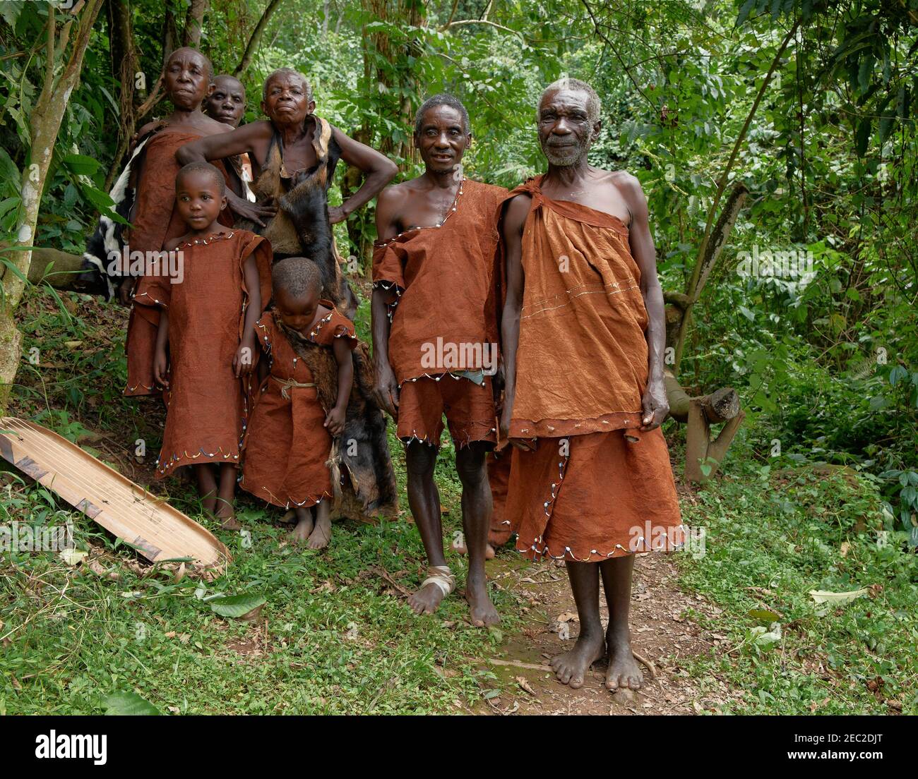 Uganda pygmies hi-res stock photography and images - Alamy