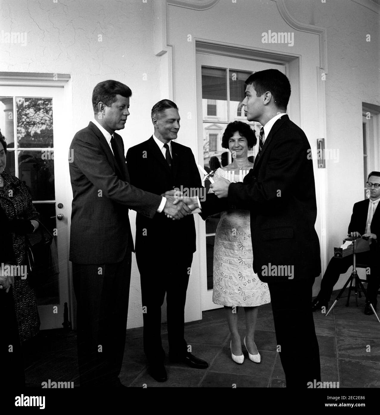 John f kennedy president certificate hi-res stock photography and ...