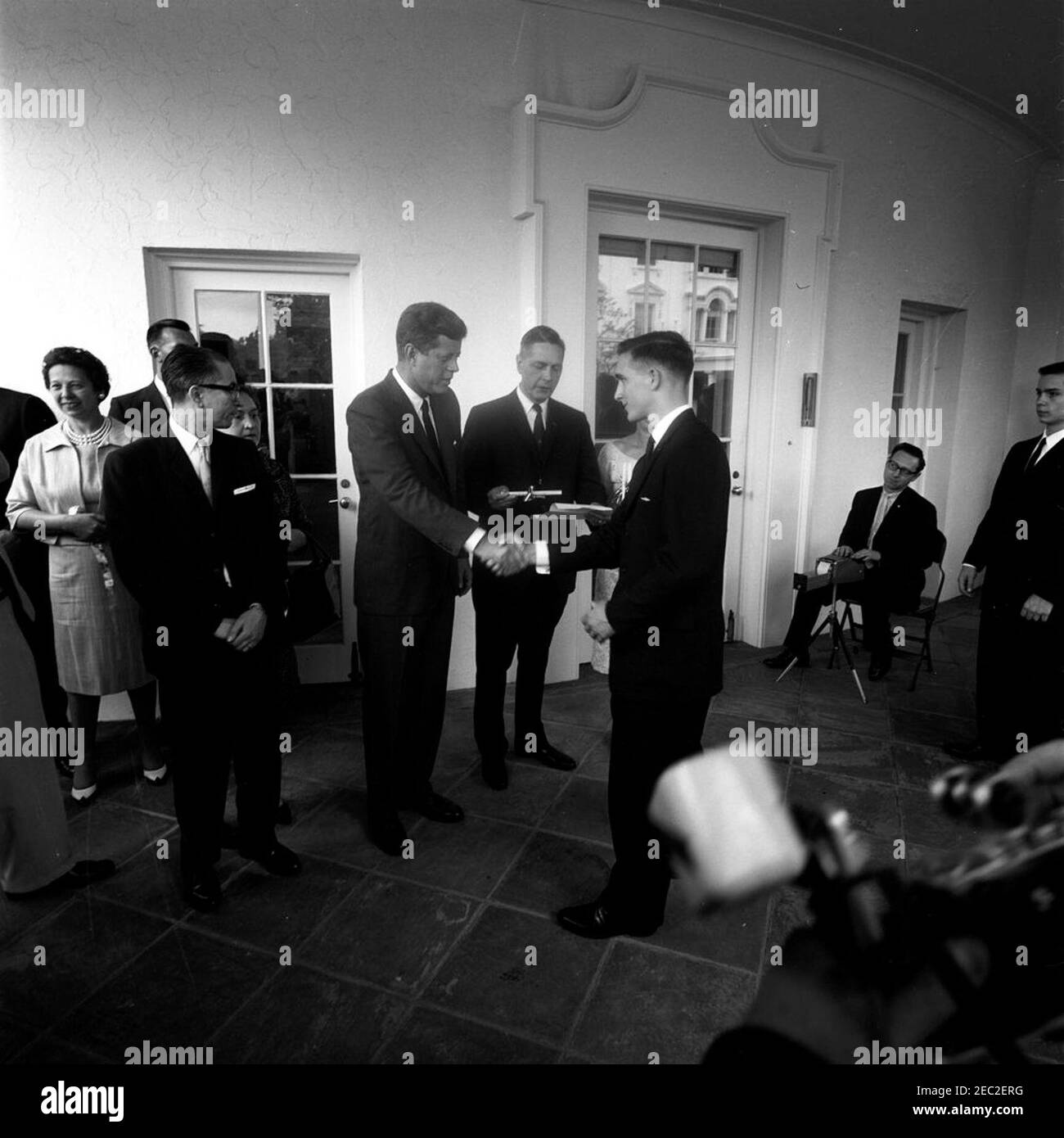 John f kennedy president certificate hi-res stock photography and ...
