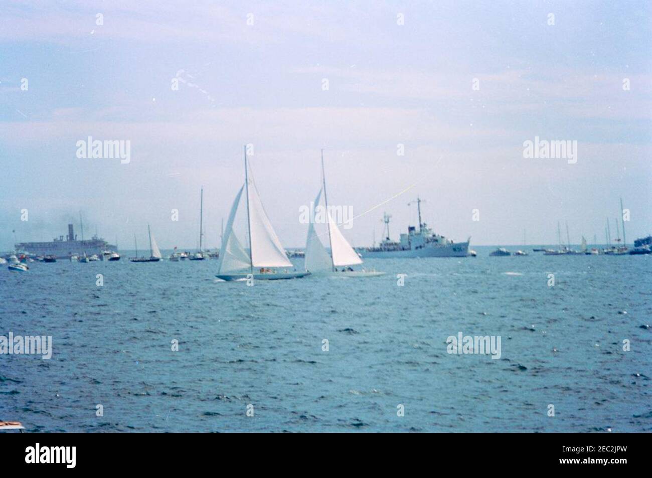 John f kennedy 1962 americas cup hi-res stock photography and images ...