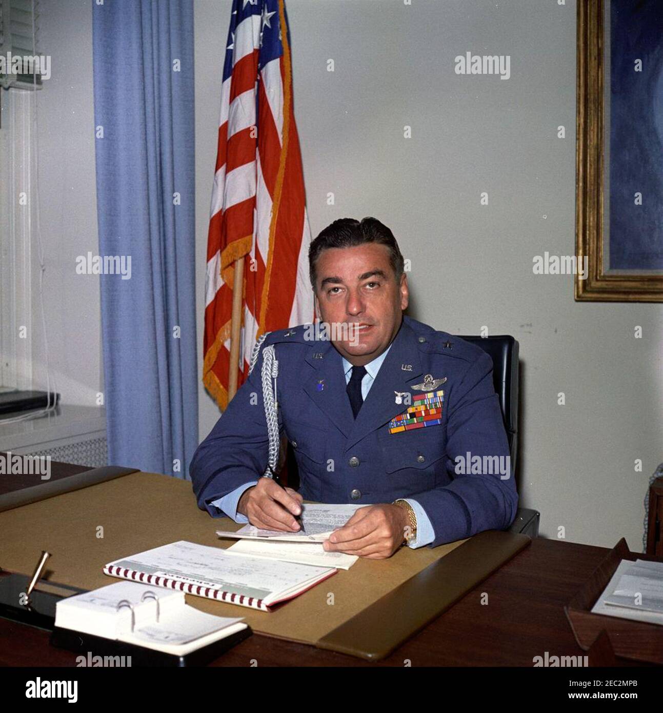General godfrey t mchugh hi-res stock photography and images - Alamy