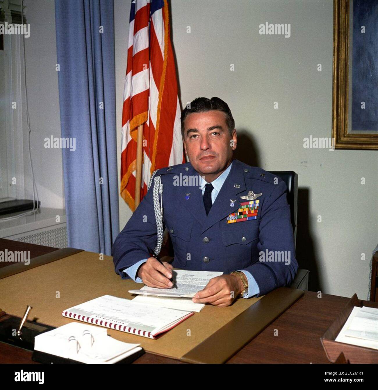 General godfrey t mchugh hi-res stock photography and images - Alamy