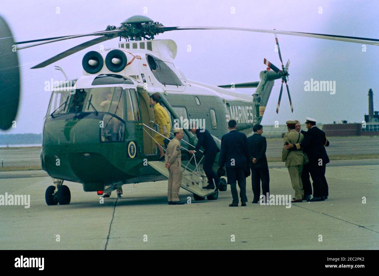John f kennedy jr helicopter hi-res stock photography and images - Alamy