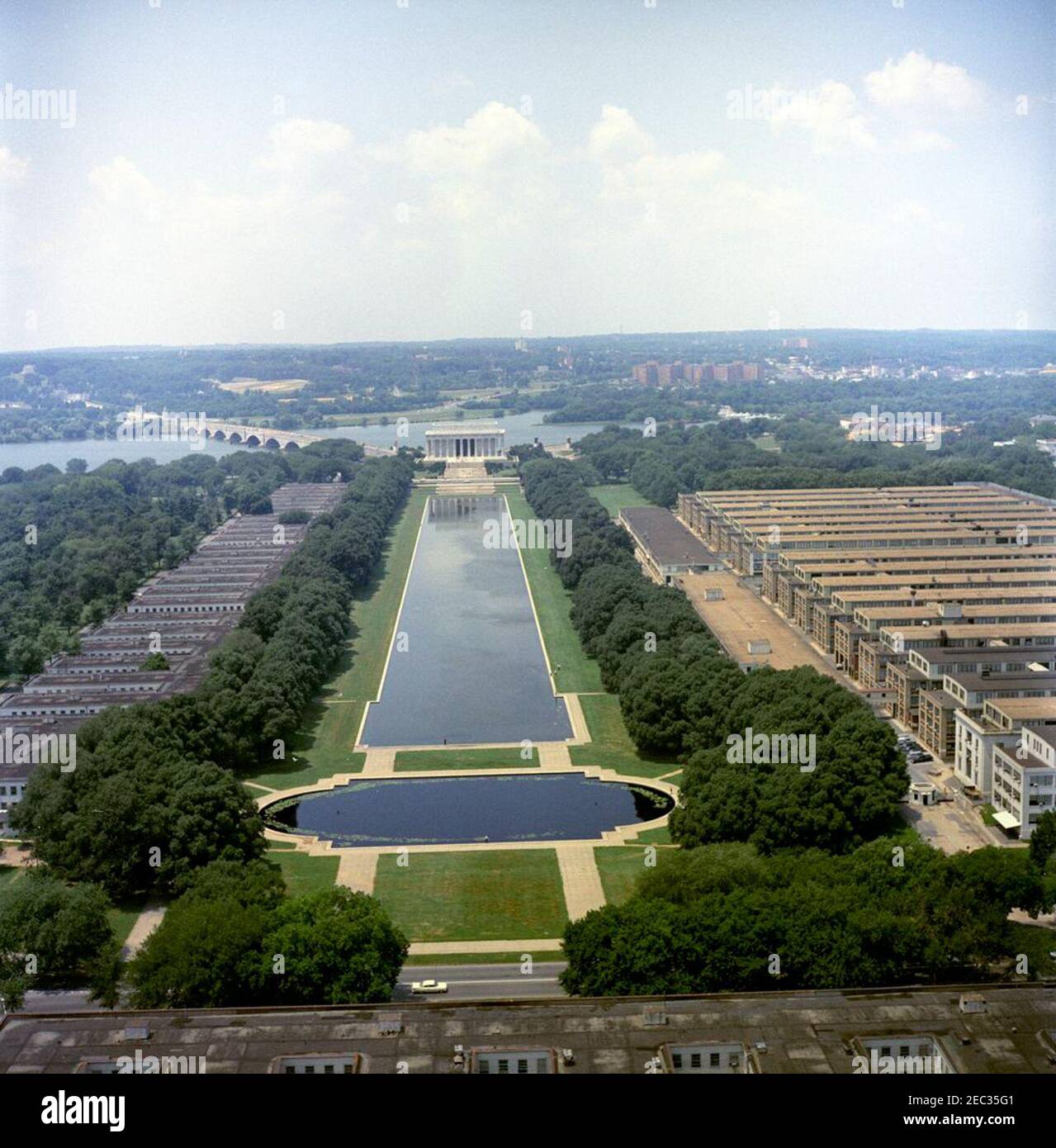 Main navy and munitions buildings hi-res stock photography and images ...