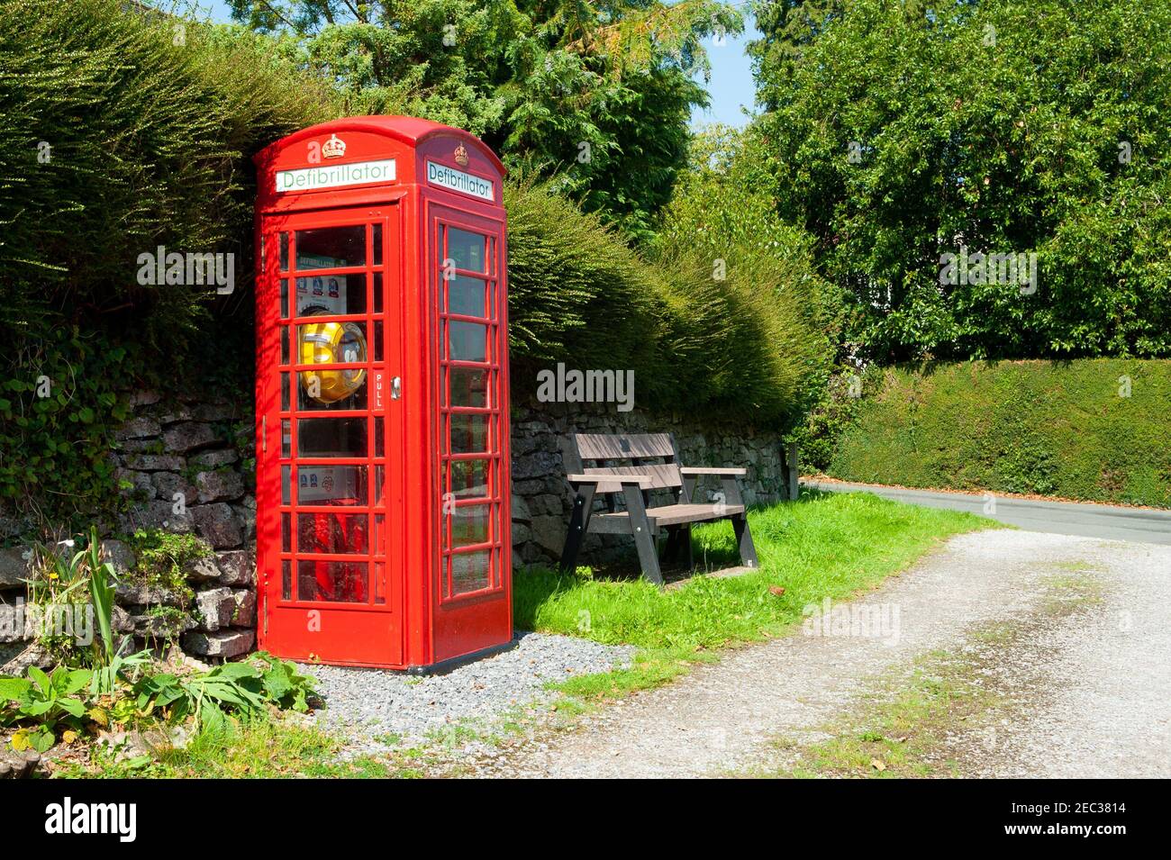 Traditional Red BT Telephone Box - Dartmoor, Devon Stock Photo - Alamy