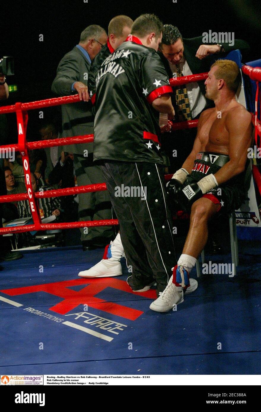 Brentford fountain hi-res stock photography and images - Alamy