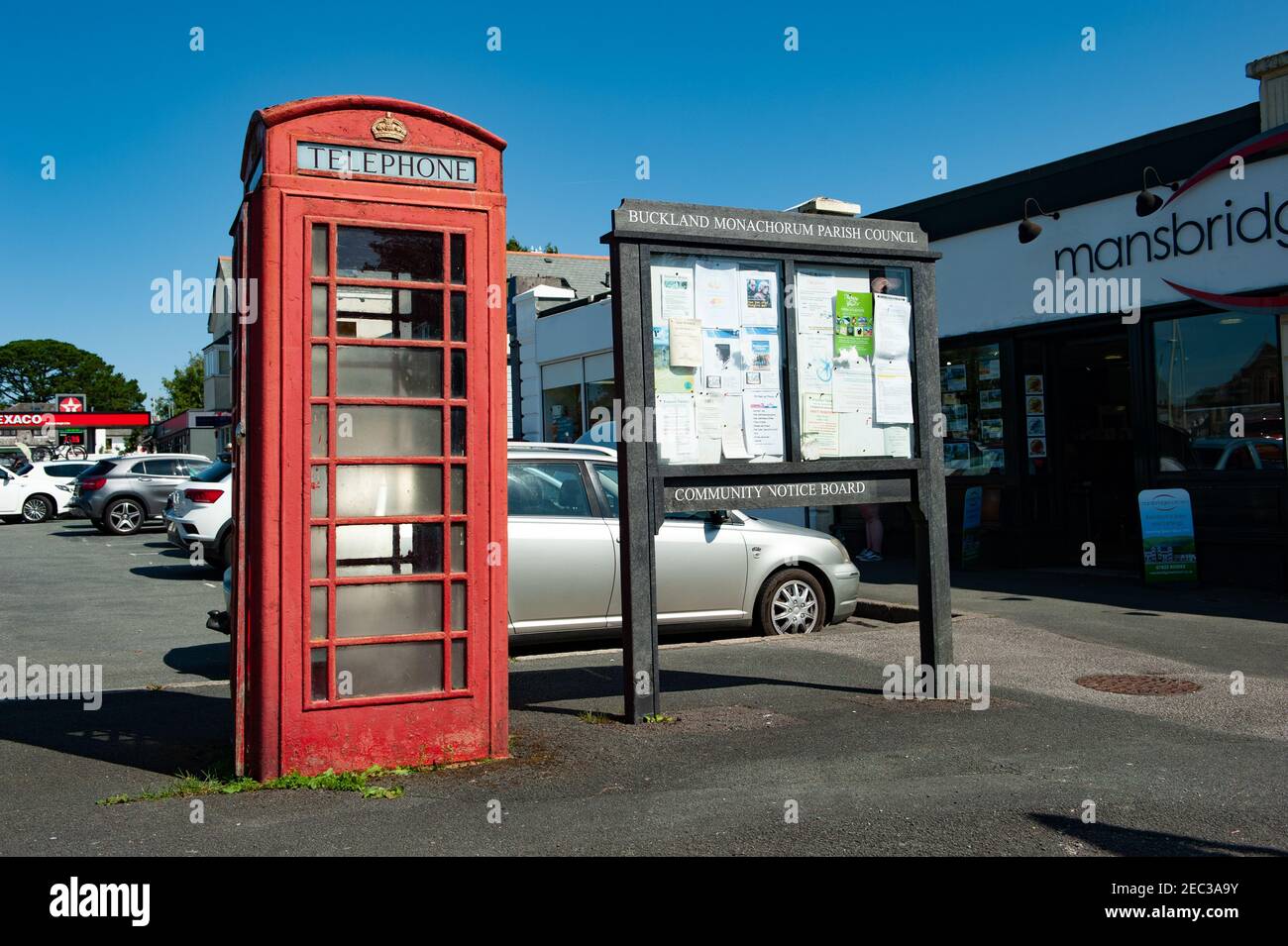 Traditional Red BT Telephone Box - Dartmoor, Devon Stock Photo - Alamy