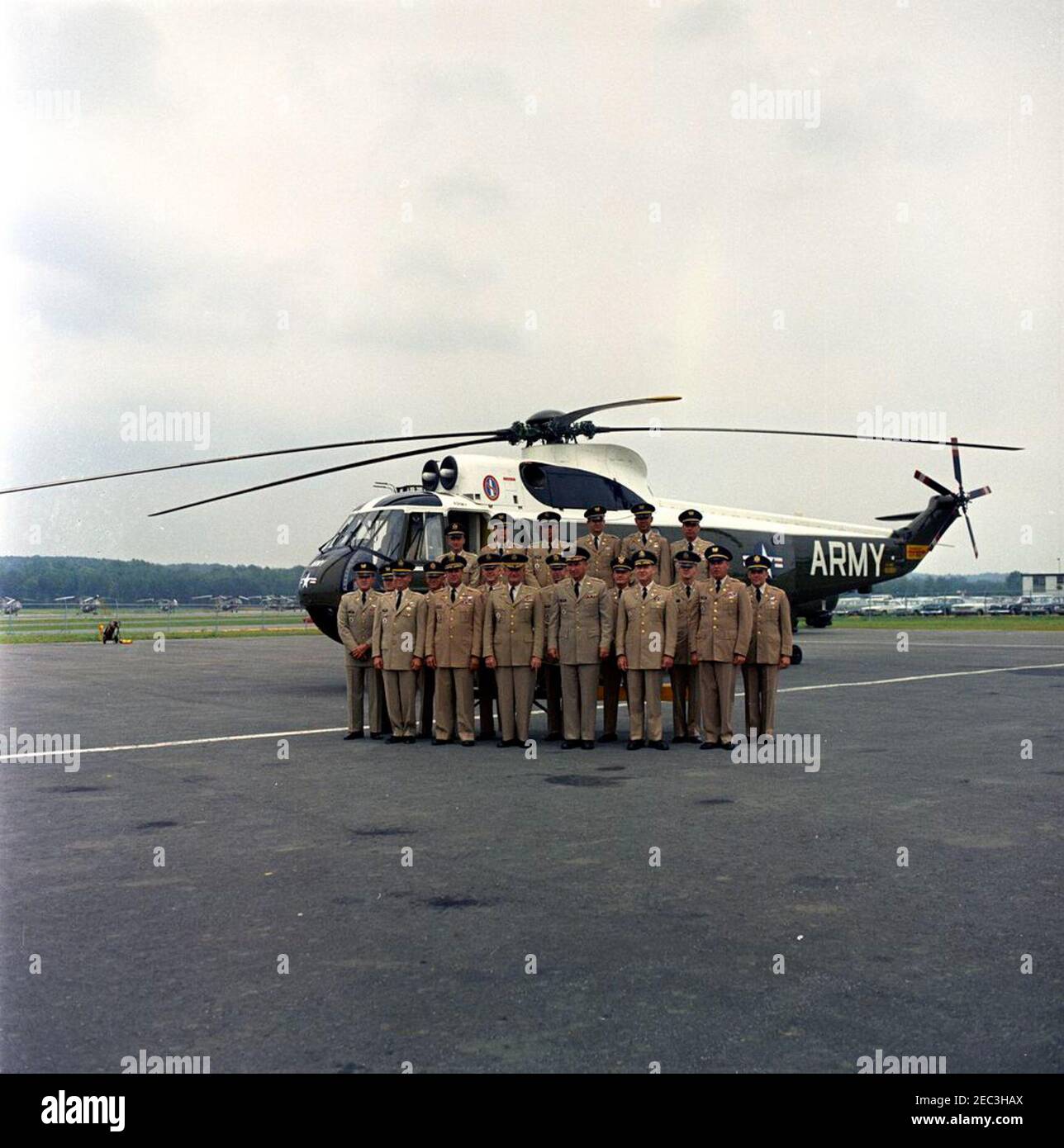 Army Presidential Flight crew portrait photo. The United States Army ...