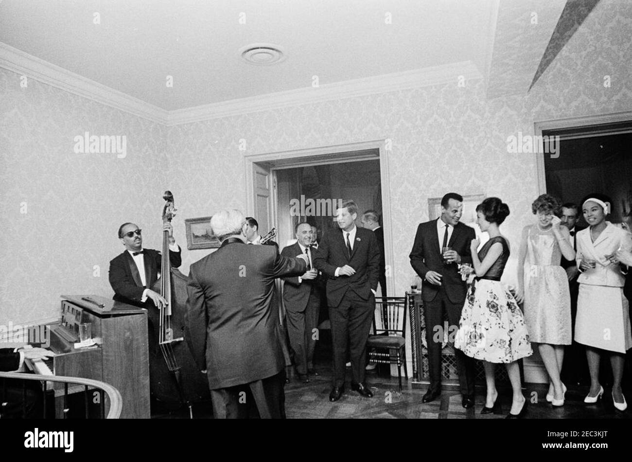 Press appearances Black and White Stock Photos & Images - Alamy