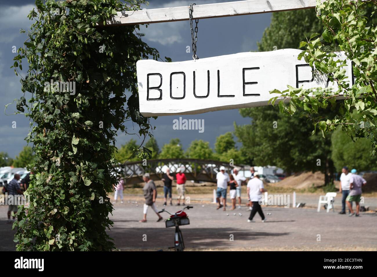 Boule signs hi-res stock photography and images - Alamy