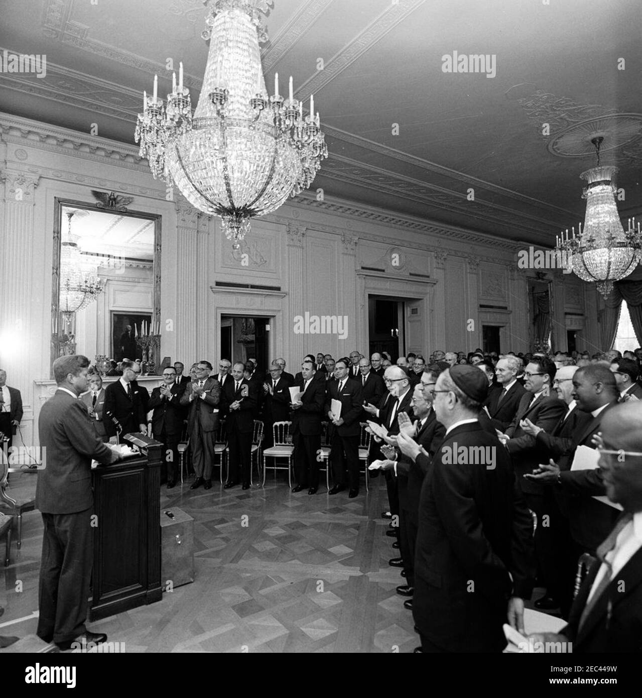 Visit of Catholic, Protestant, Orthodox, Quaker, and Jewish leaders, 4 ...