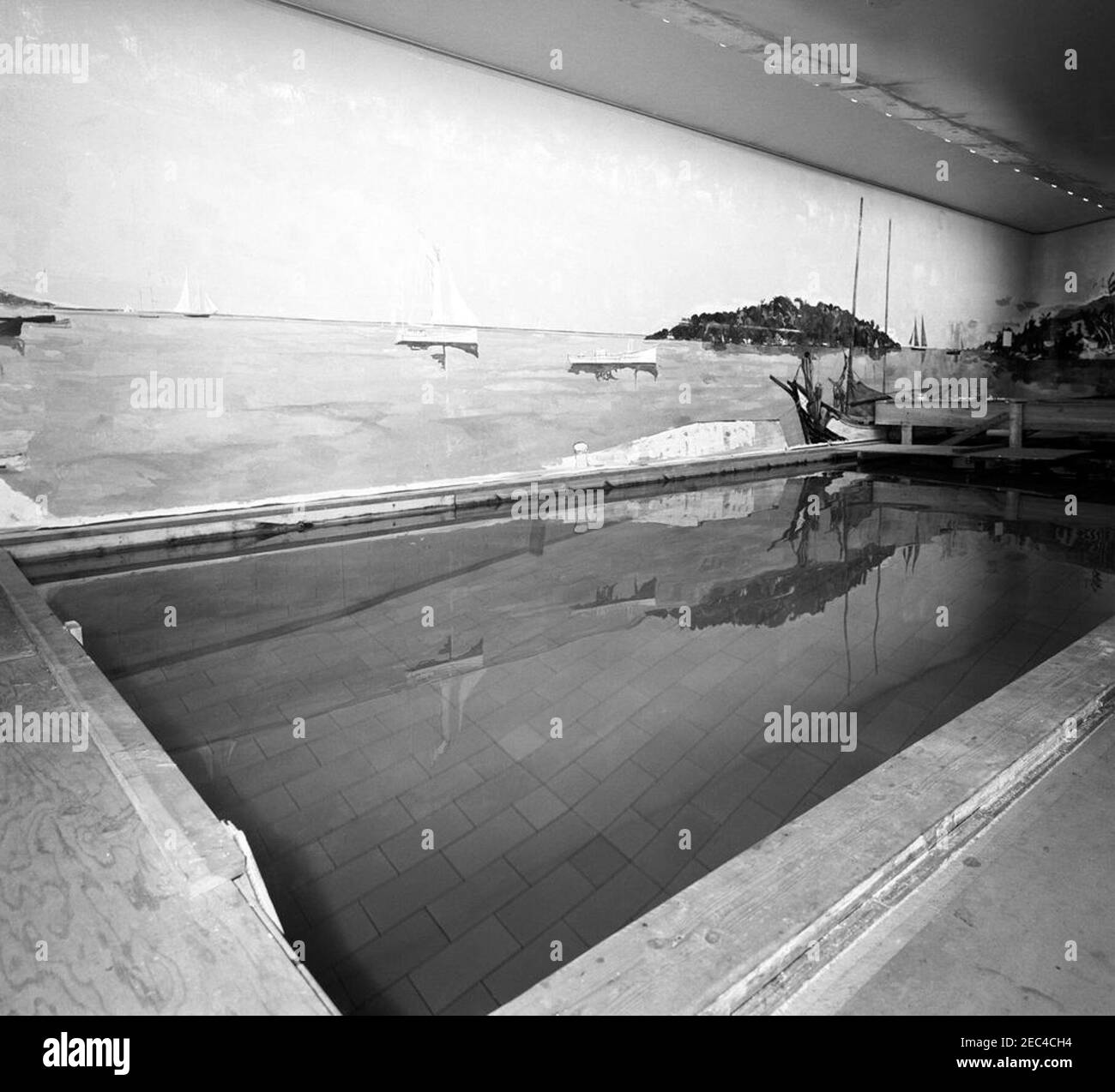 Painting in progress Black and White Stock Photos & Images - Alamy