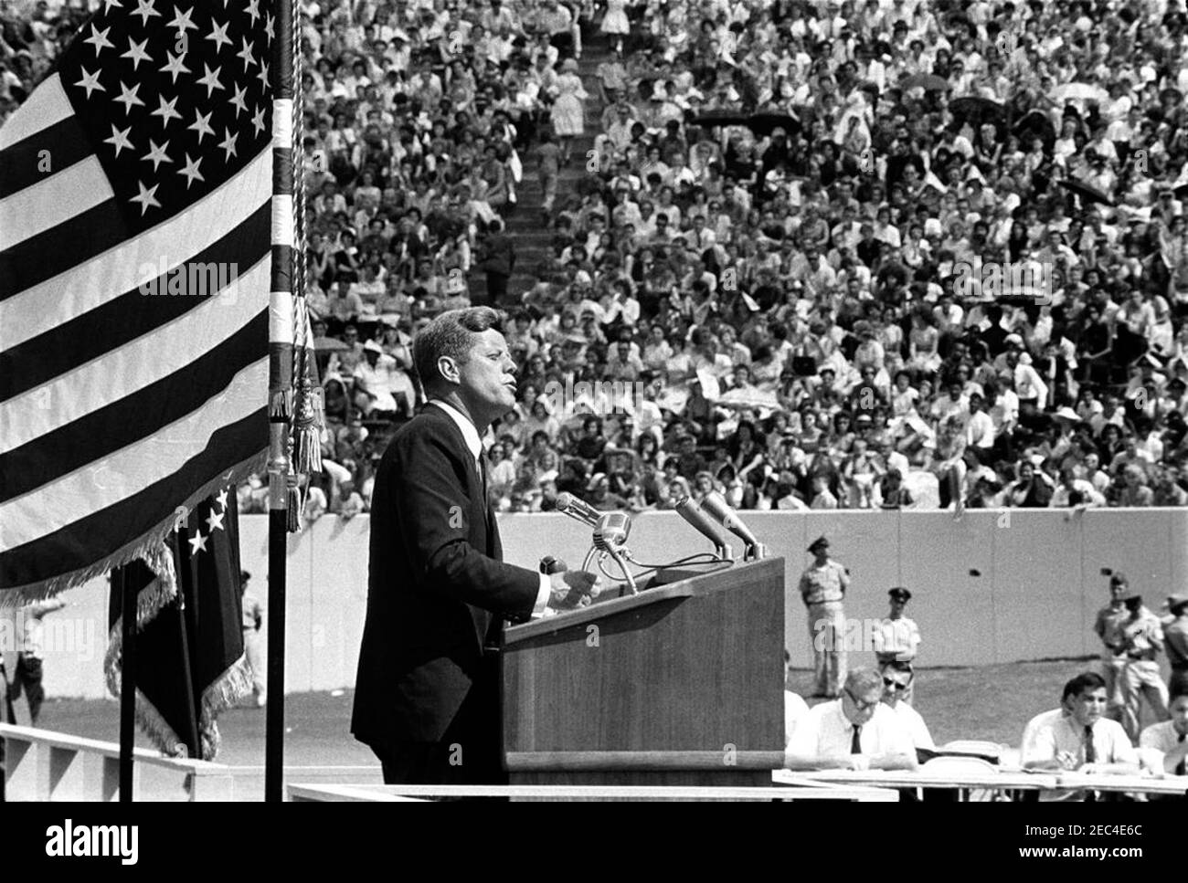 John f kennedy rice university stadium hi-res stock photography and ...