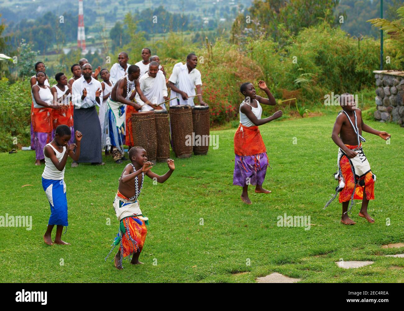 locals with traditional dance, Rwanda Stock Photo - Alamy