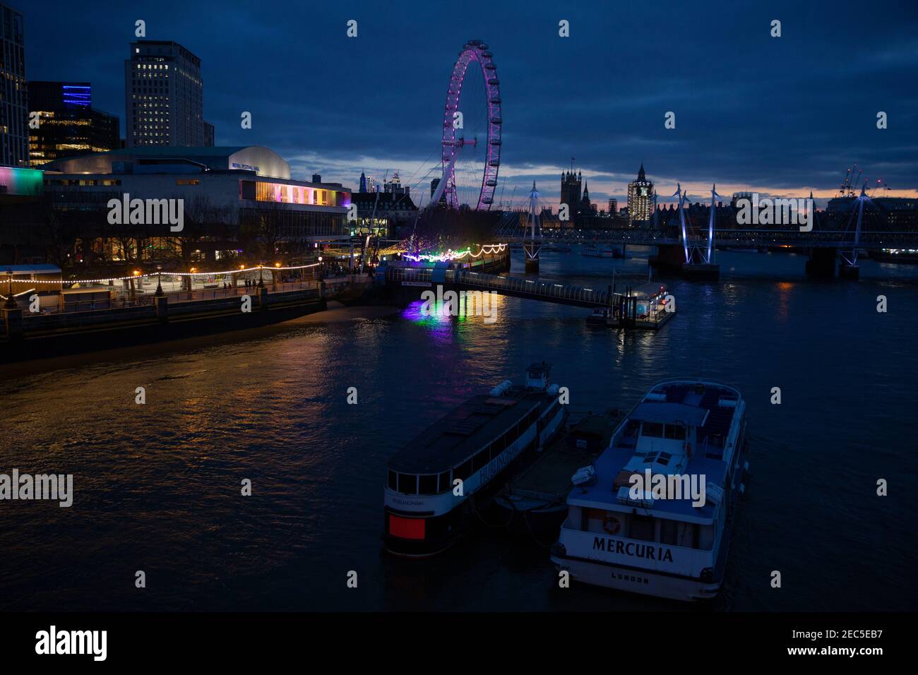 London skyline waterloo bridge twilight hi-res stock photography and ...