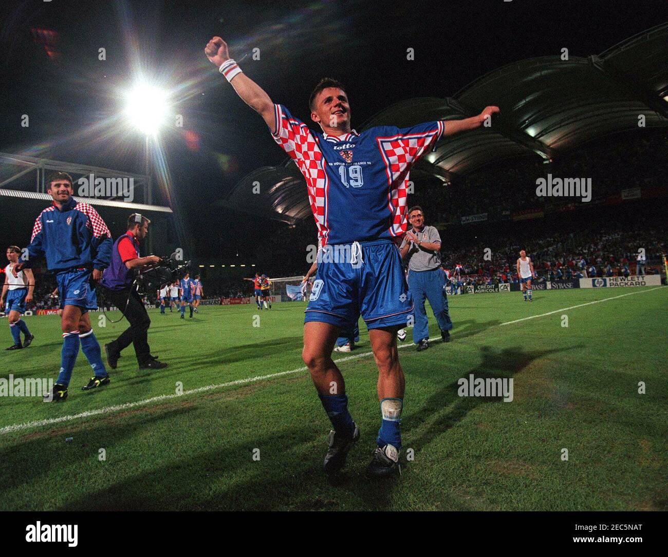 World cup football croatia 1998 hi-res stock photography and images - Alamy