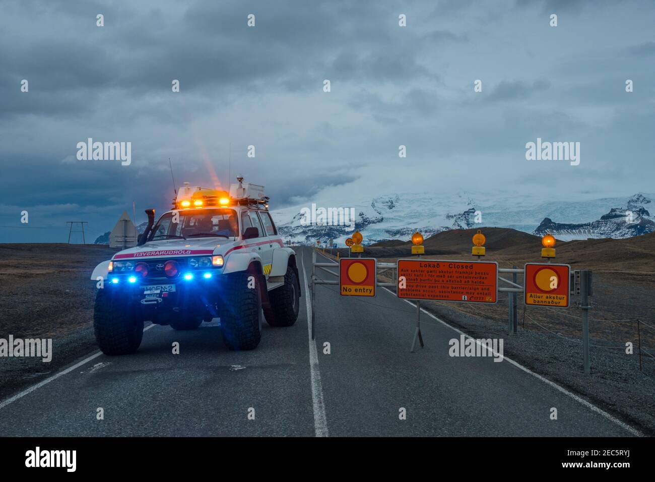 Land vehicle rescue vehicle hi-res stock photography and images - Alamy