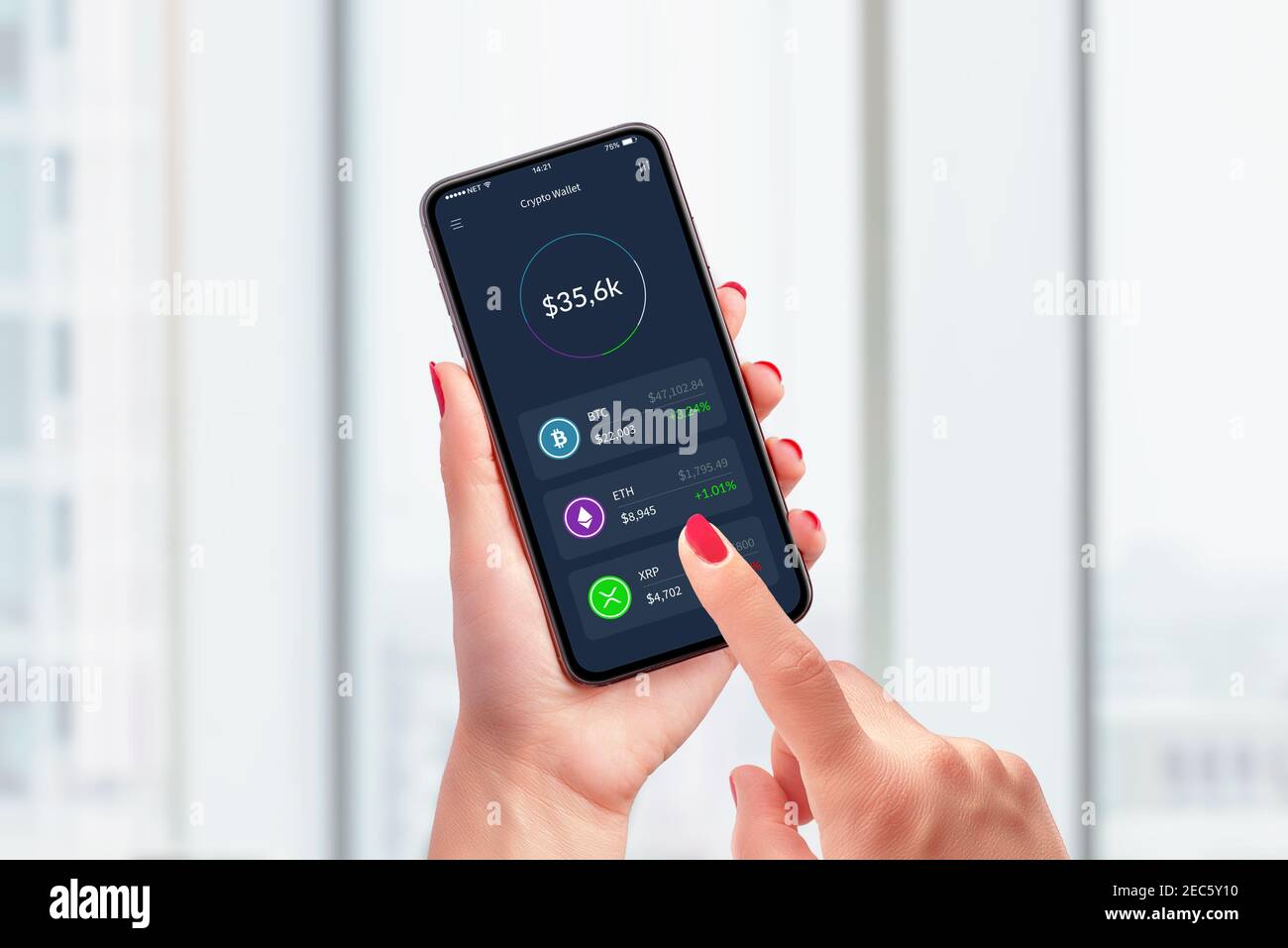 Cryptocurrency wallet hi-res stock photography and images - Alamy