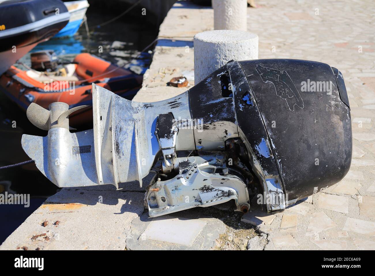 Broken engine on motorboat hi-res stock photography and images - Alamy