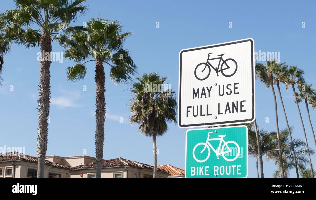 Bike Route green road sign in California, USA. Bicycle lane singpost ...