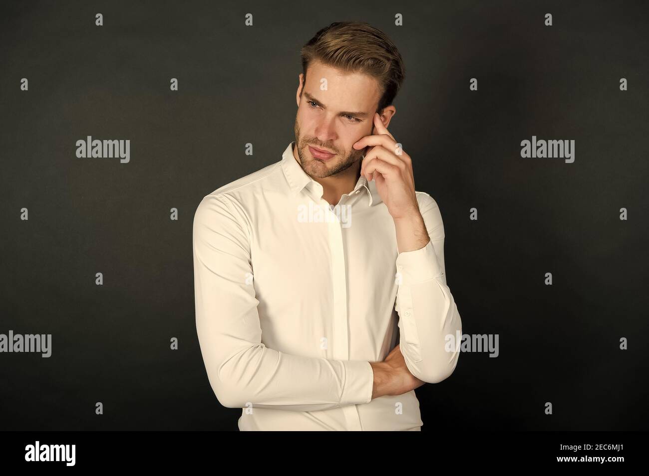 Looking for solution. Solve business problem. Crisis management ...