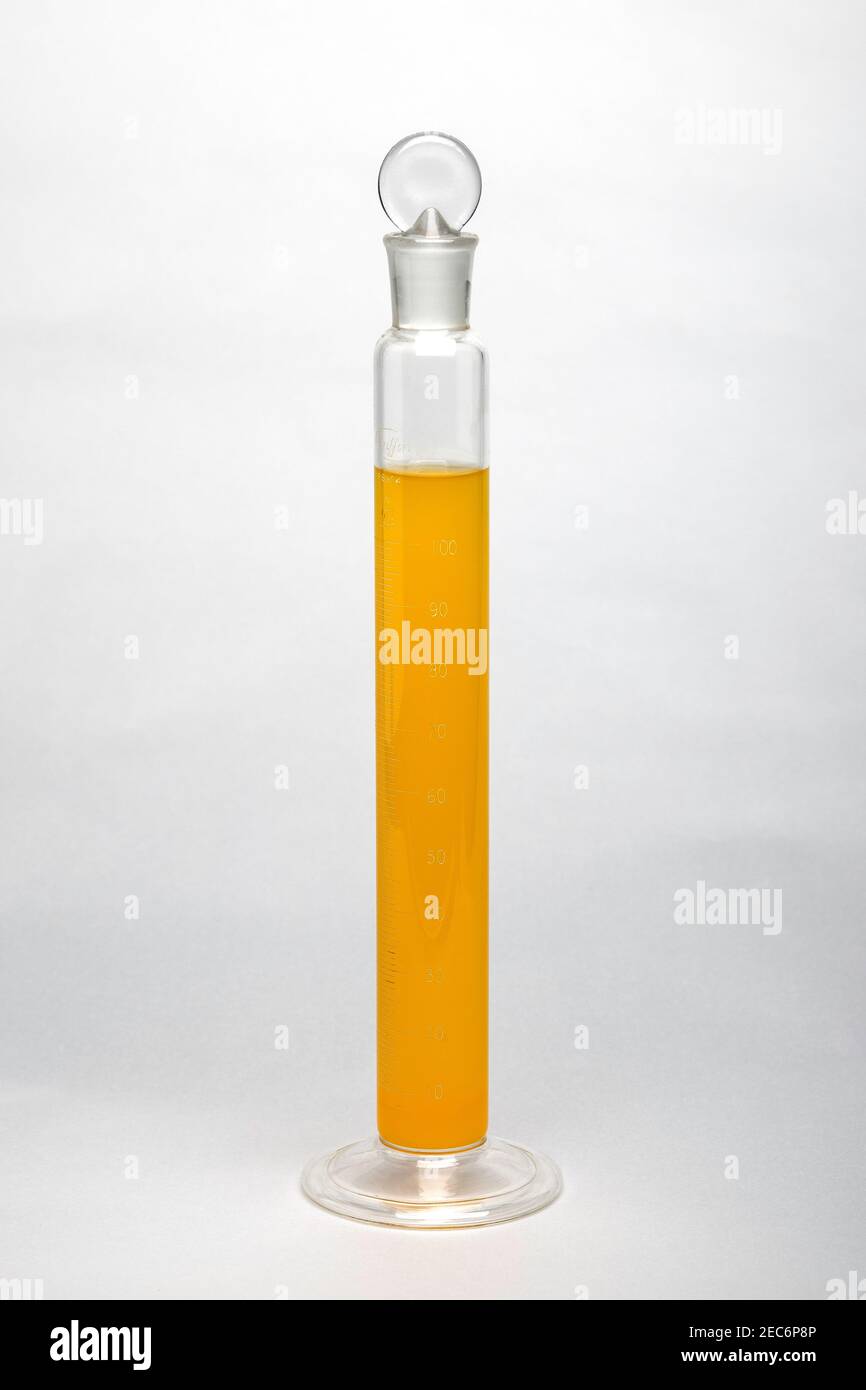 Pharmaceutical phial hi-res stock photography and images - Alamy