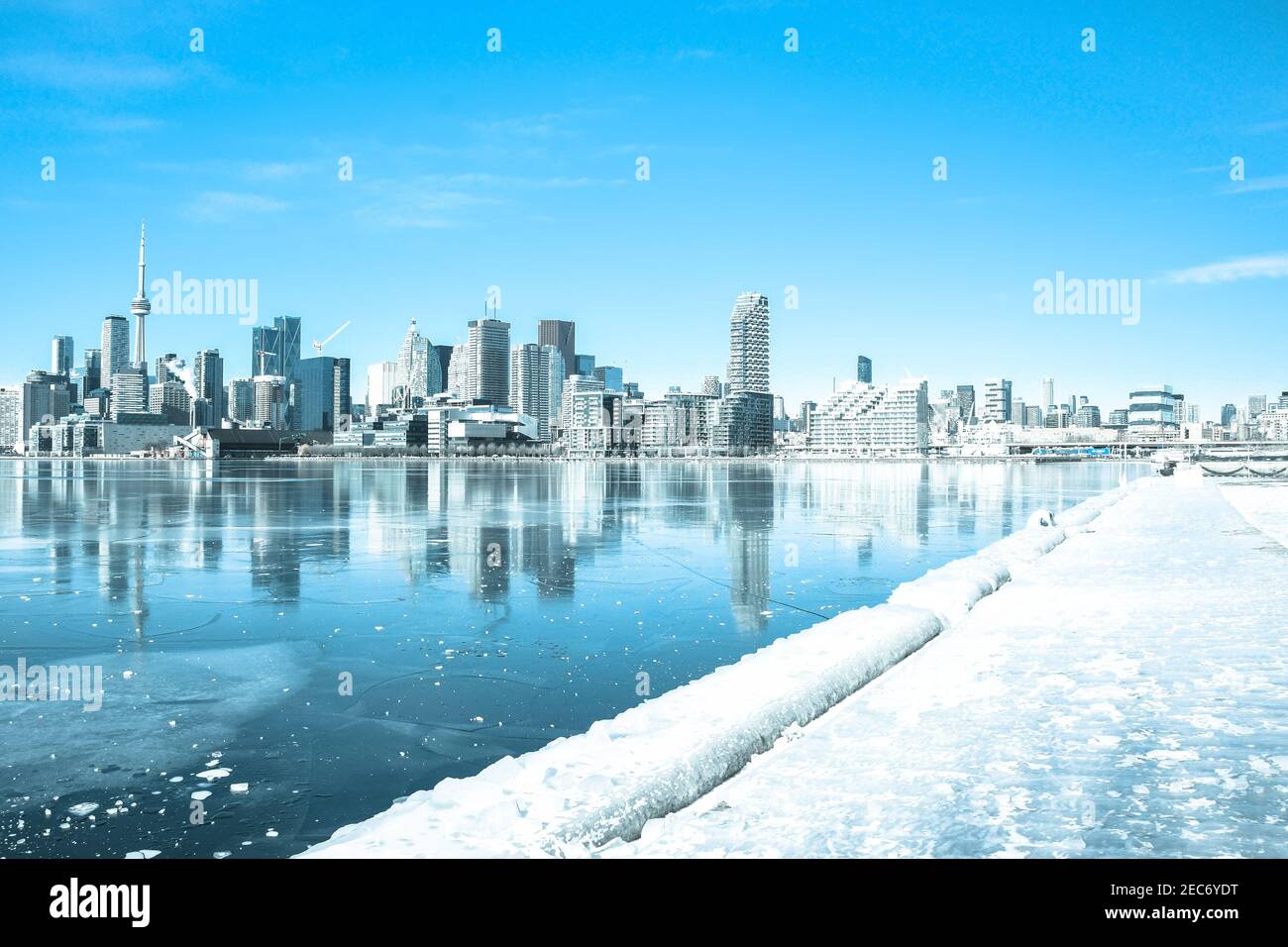 Toronto Skyline at Polson Pier in Winter Stock Photo - Alamy