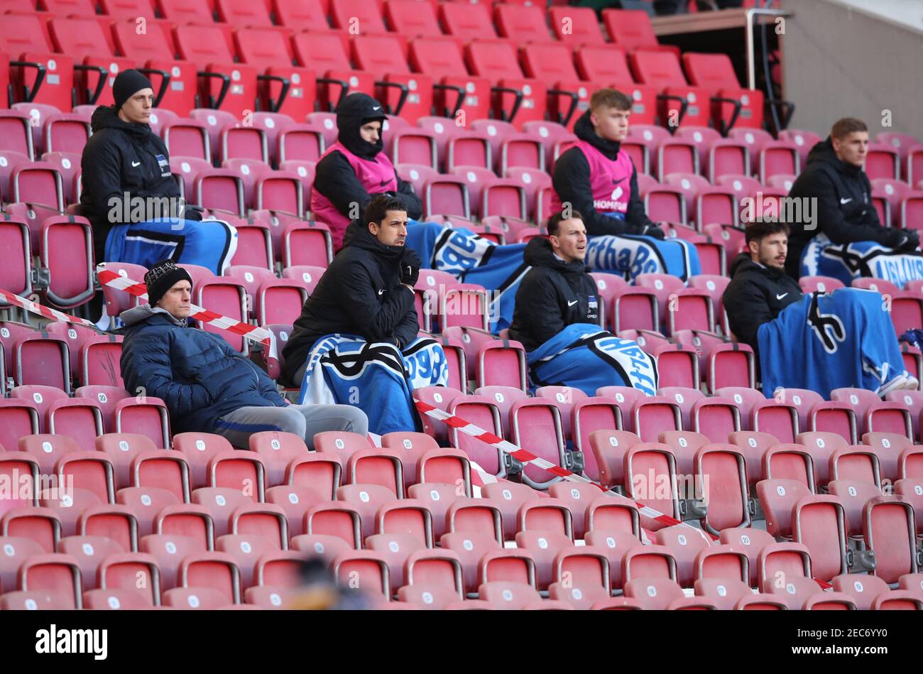 Bottom row 2nd hi-res stock photography and images - Alamy