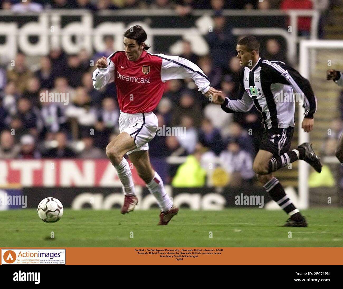 Sport football robert pires hi-res stock photography and images - Alamy