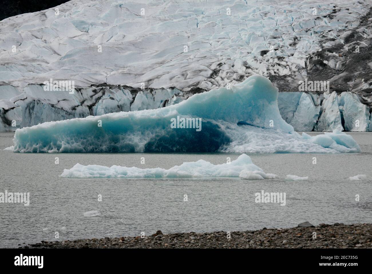 Ice from the glacier floating in a bay Stock Photo - Alamy