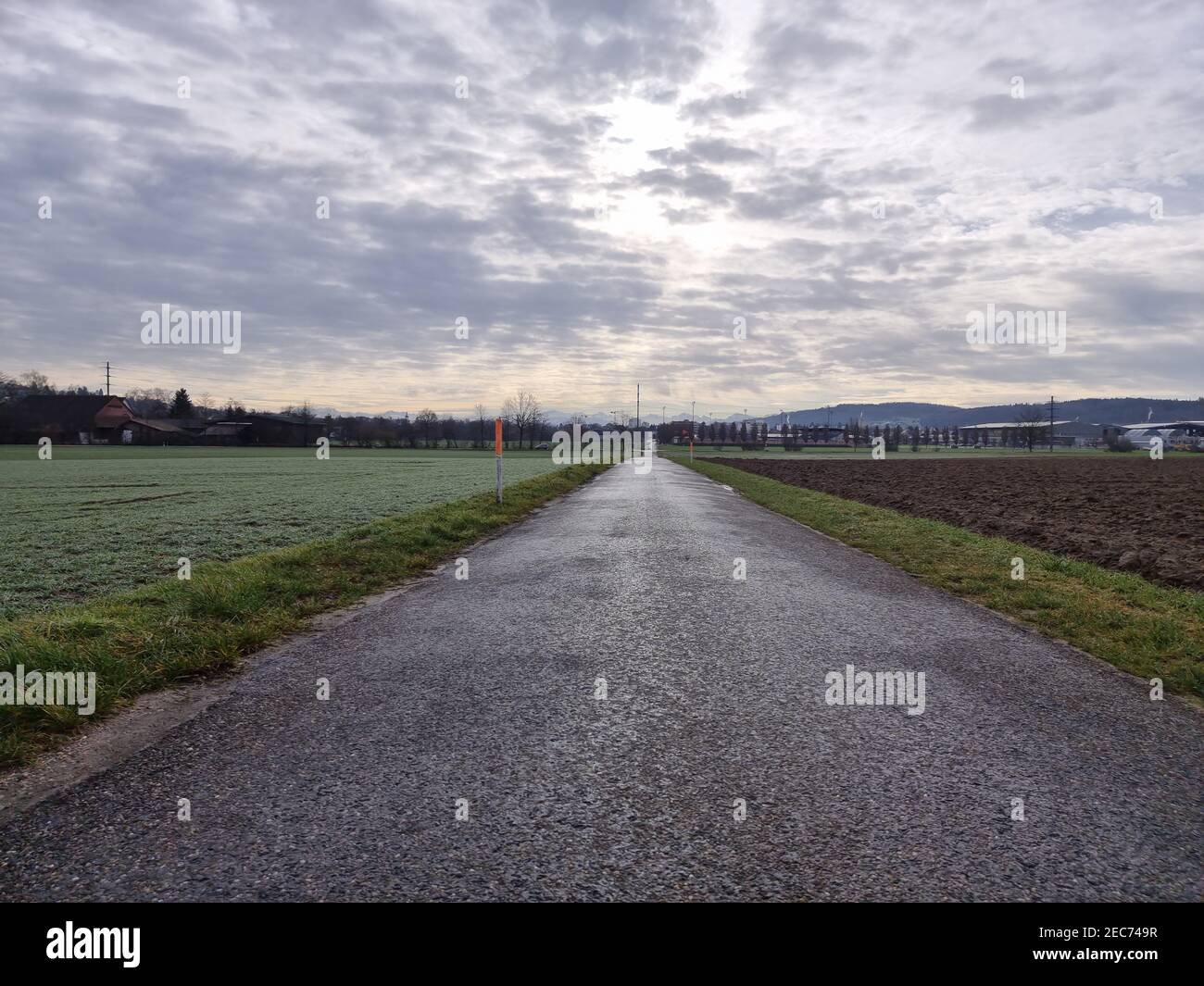 Work amid nature hi-res stock photography and images - Alamy