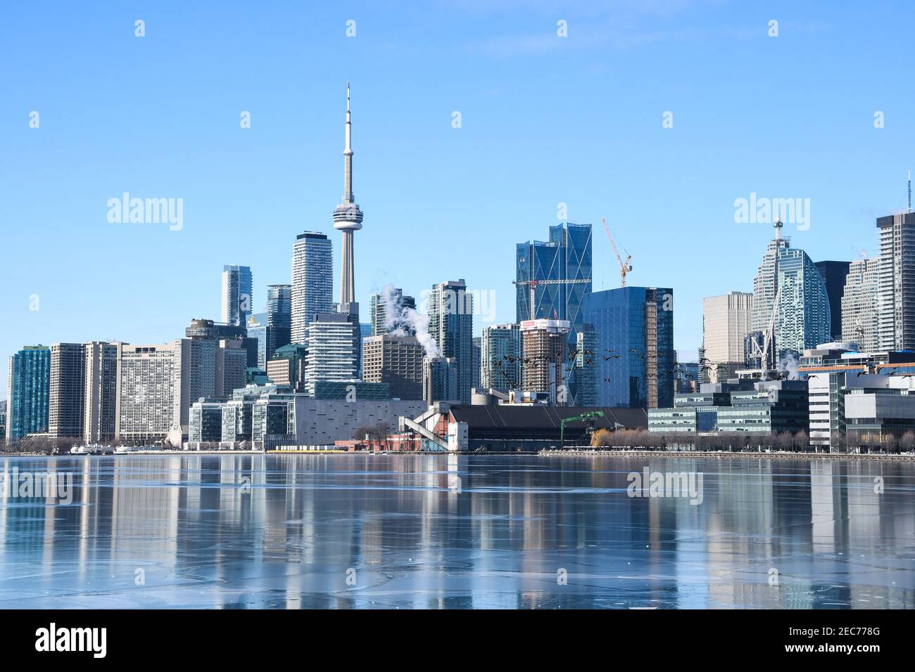 Polson pier hi-res stock photography and images - Alamy