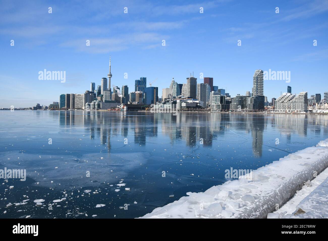 Toronto Skyline at Polson Pier in Winter Stock Photo - Alamy