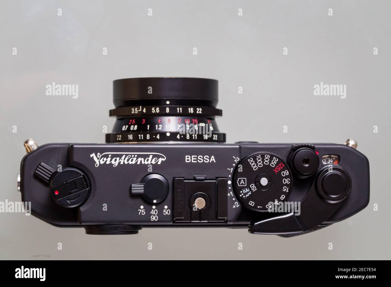 Voigtlander bessa r hi-res stock photography and images - Alamy