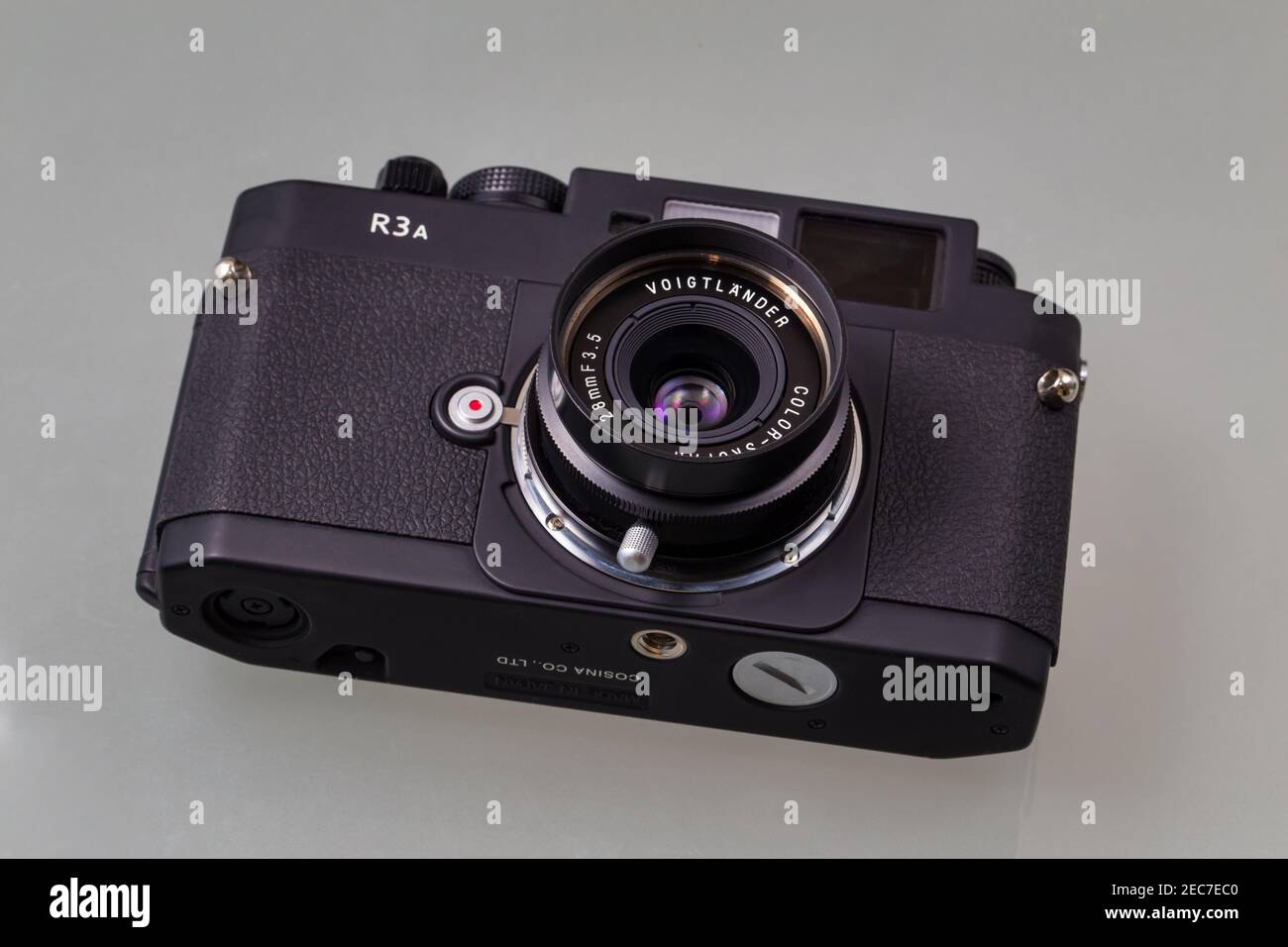 Bessa r3a series hi-res stock photography and images - Alamy
