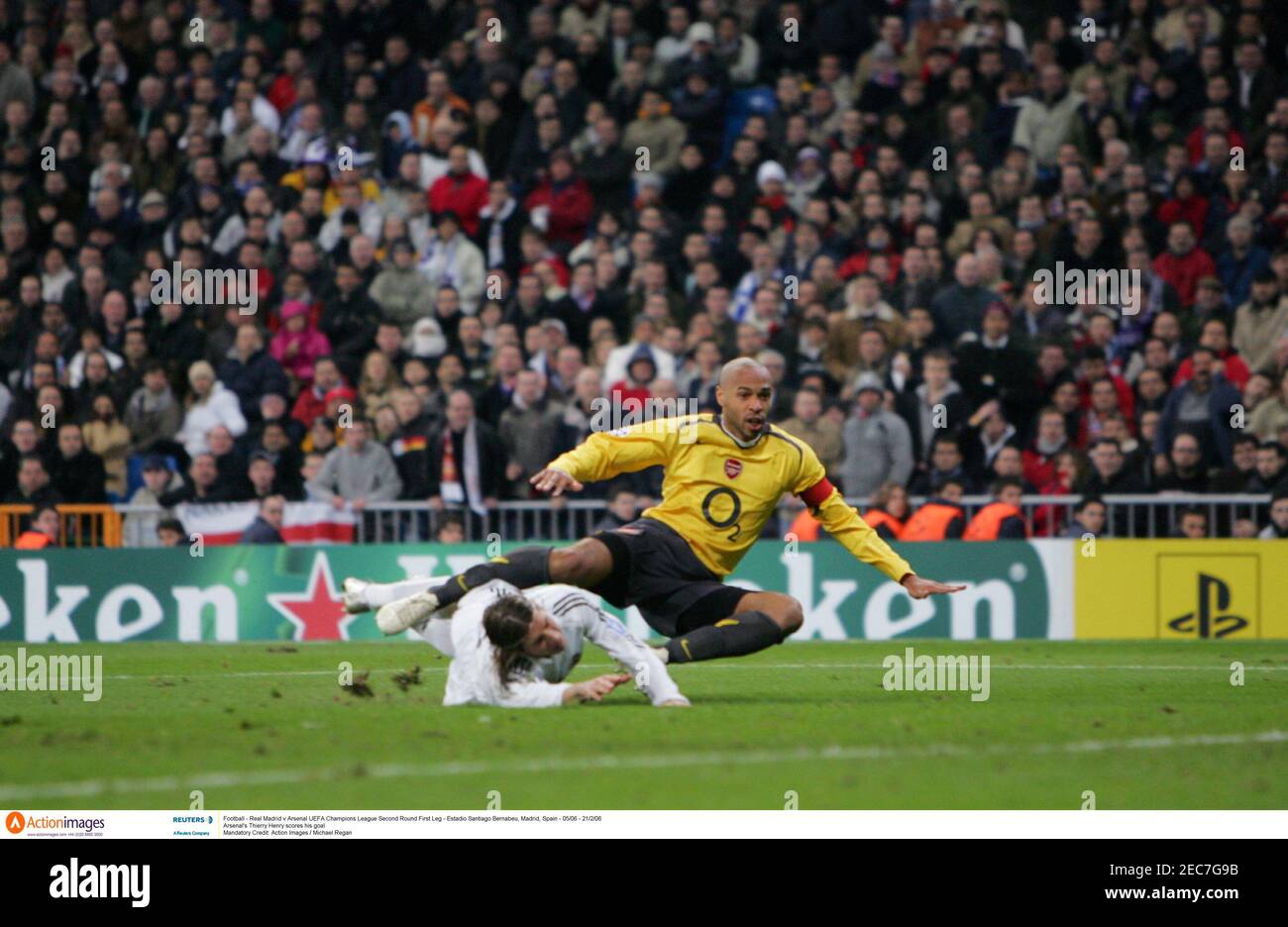 Santiago bernabeu thierry henry hi-res stock photography and images - Alamy