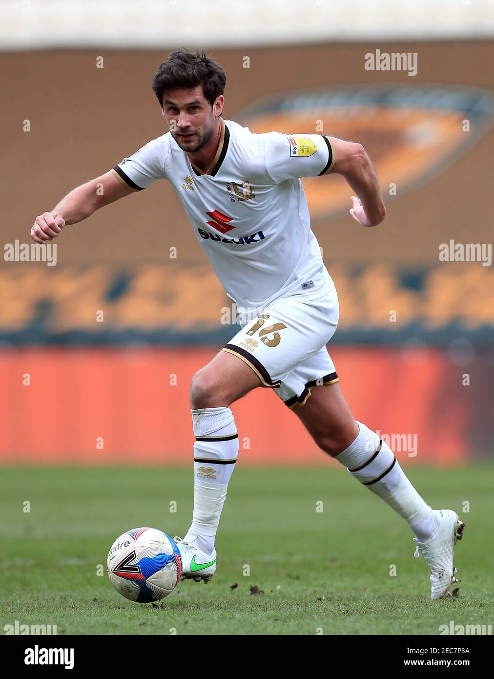 Milton keynes dons andrew surman hi-res stock photography and images ...