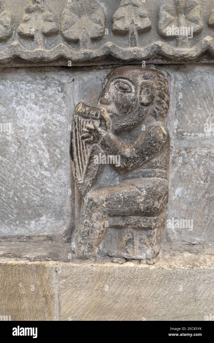 Medieval sculpture of a harpist , Leschman Chantry Chapel, Hexham Abbey ...