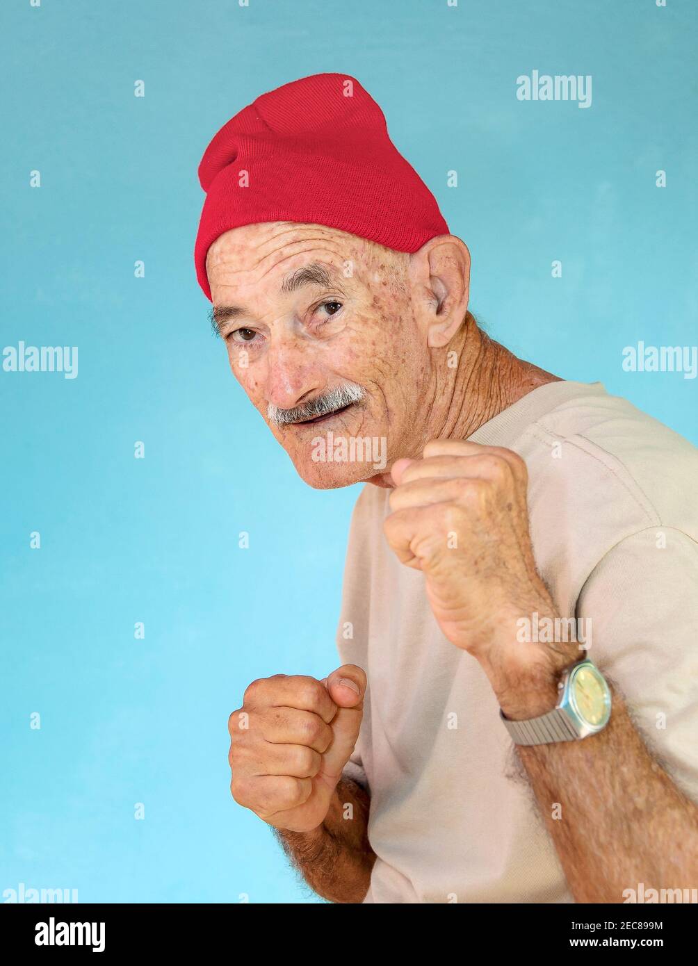 Adult cuban male hi-res stock photography and images - Alamy