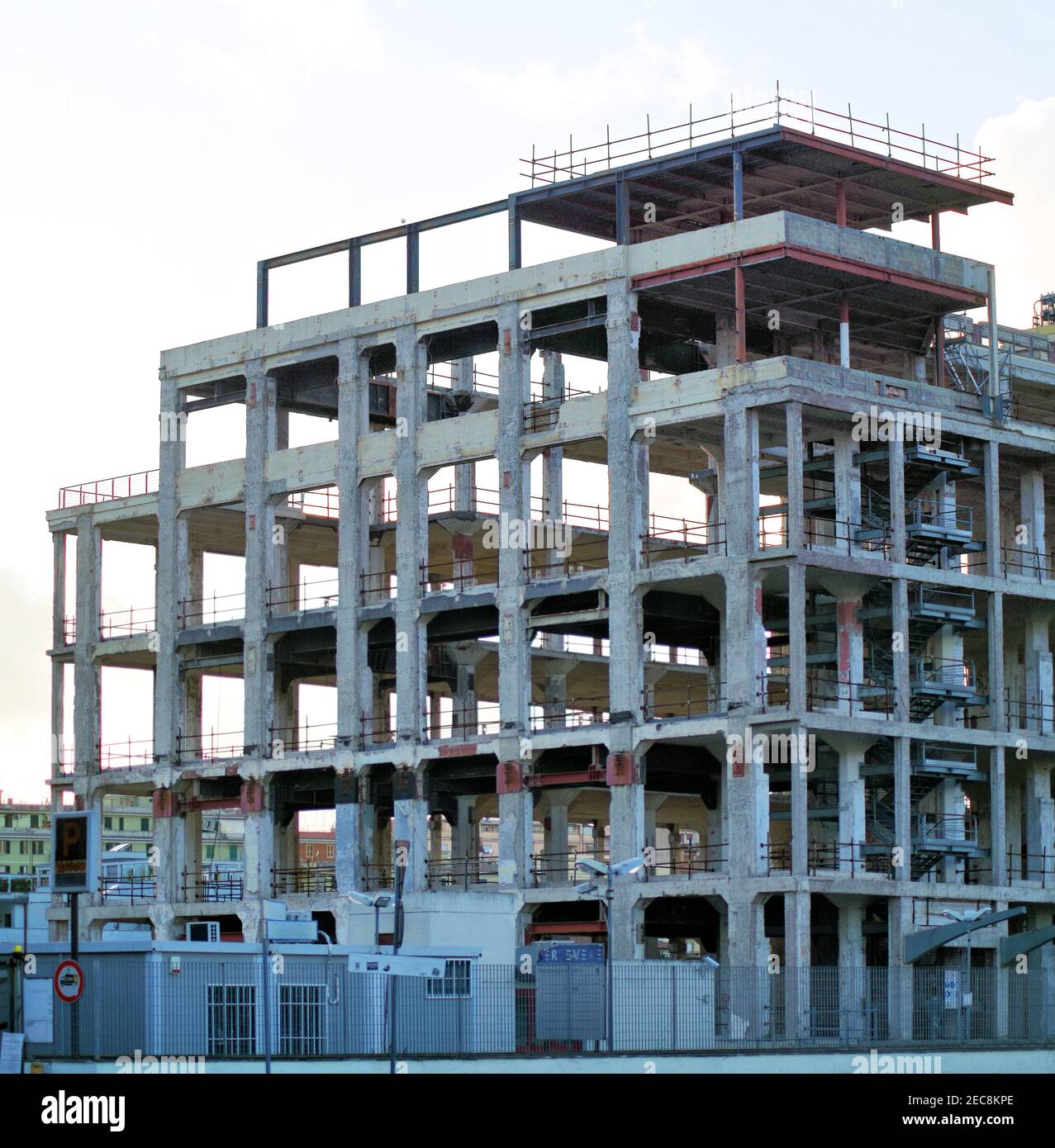 front view of building in a work in progress state Stock Photo - Alamy