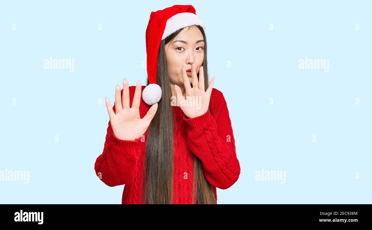Pushing hands chinese hi-res stock photography and images - Alamy