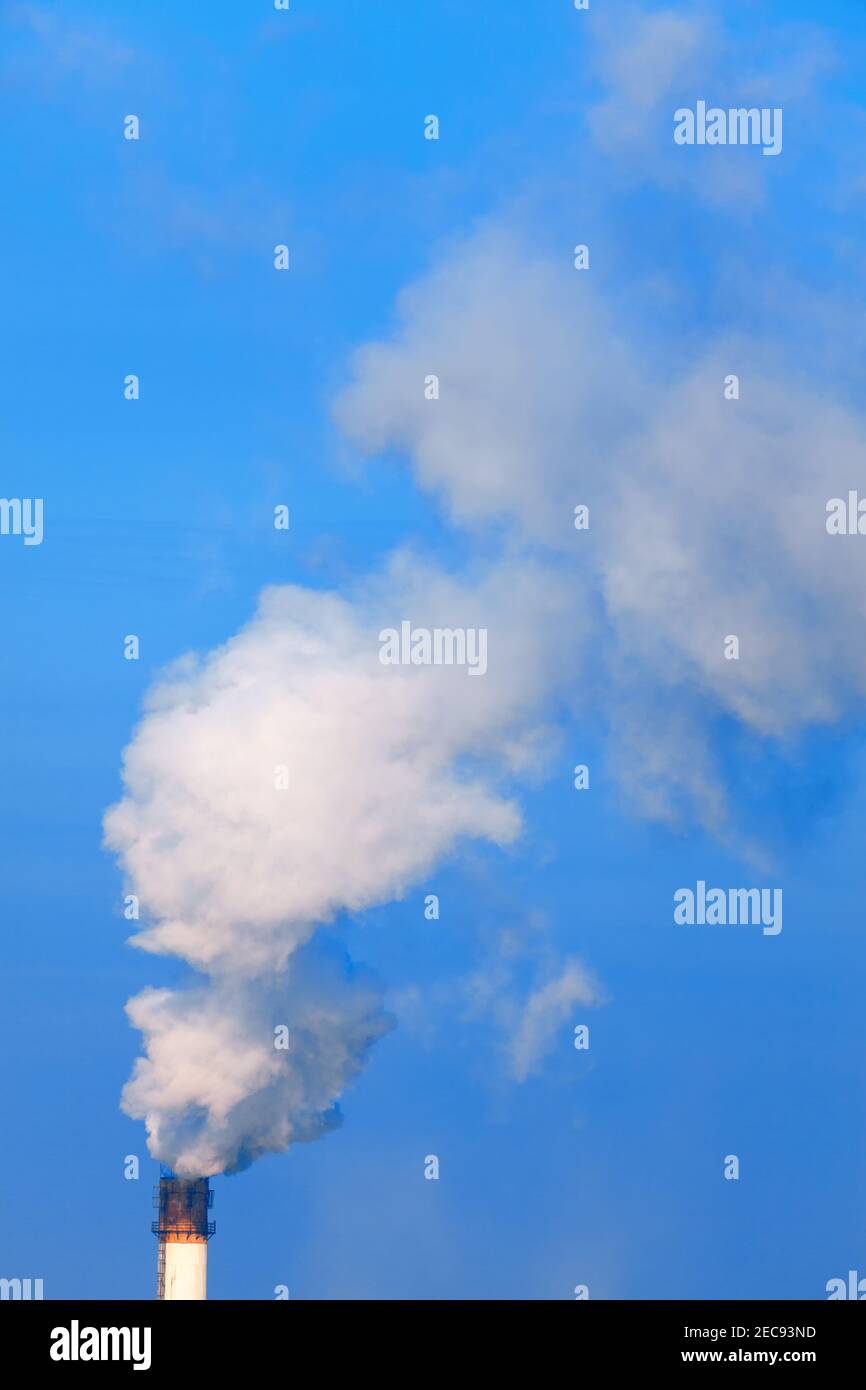 Pipe smoke against blue hi-res stock photography and images - Alamy