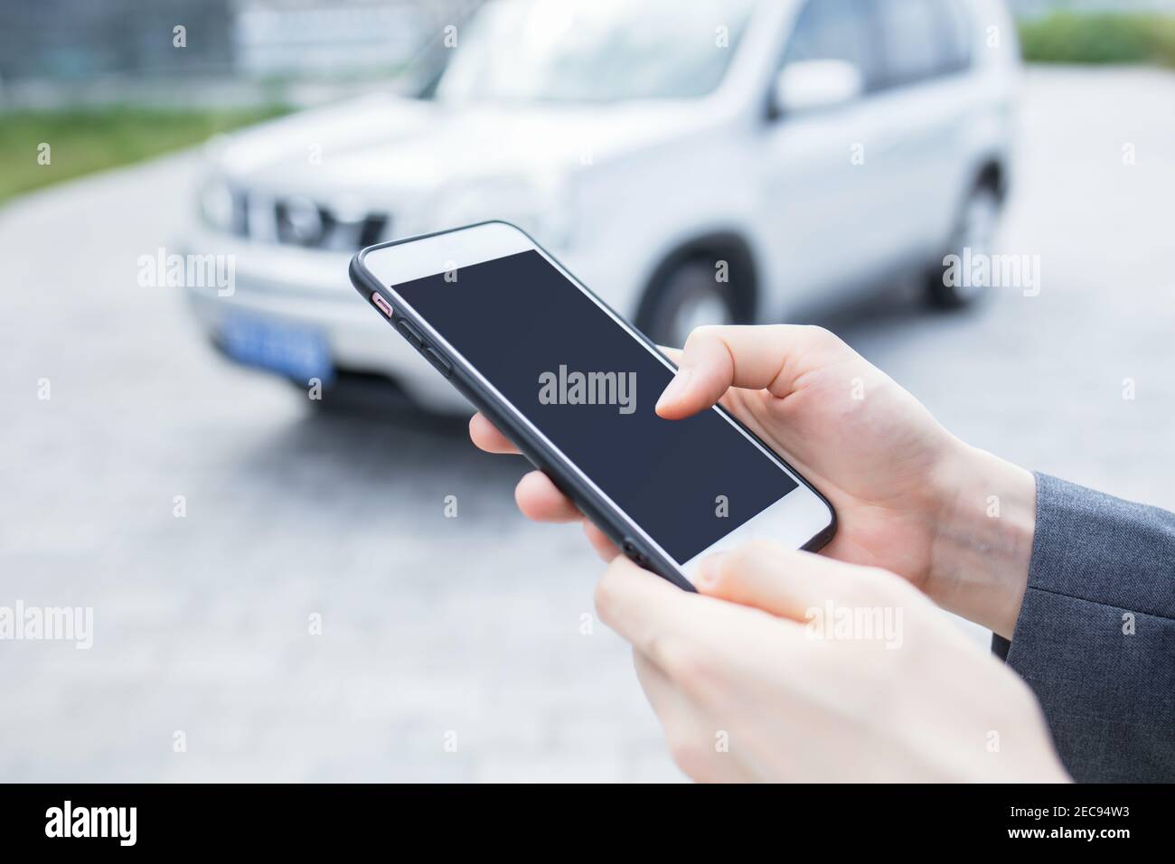 Asian street blur people phone hi-res stock photography and images - Alamy