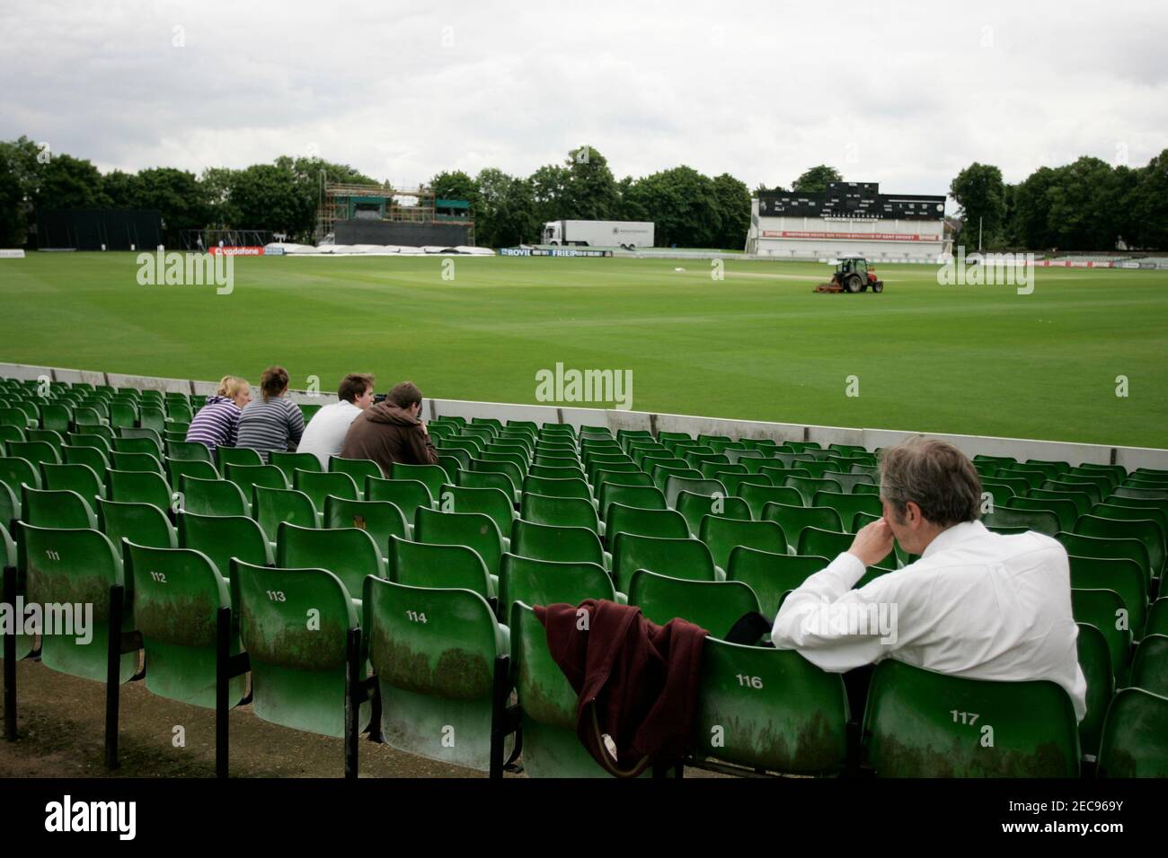 St lawrence cricket ground stands hi-res stock photography and images ...