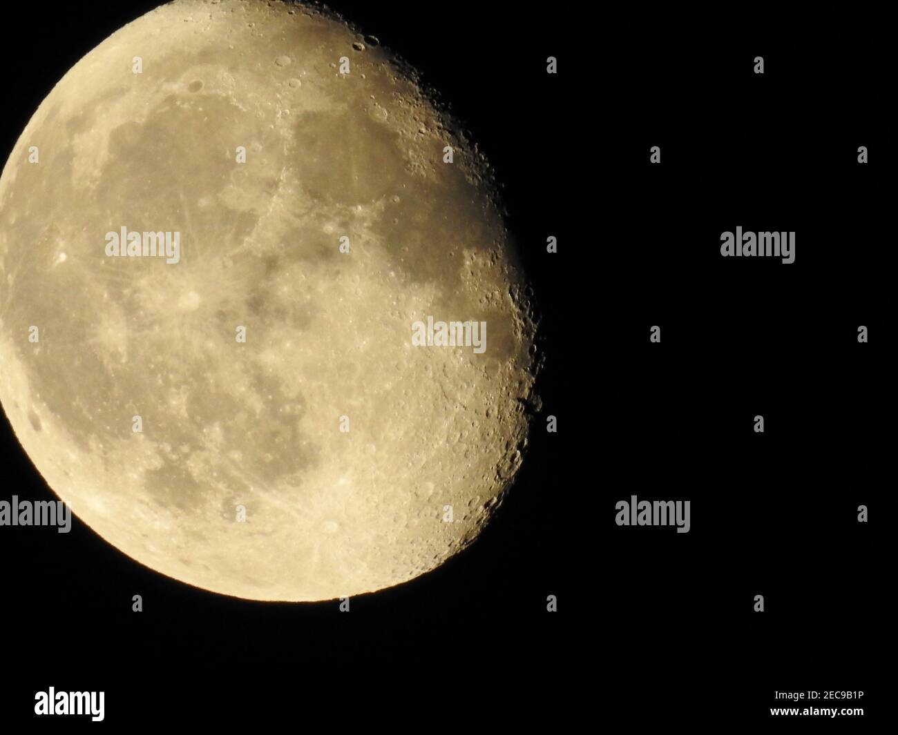 The moon close up horizon hi-res stock photography and images - Alamy