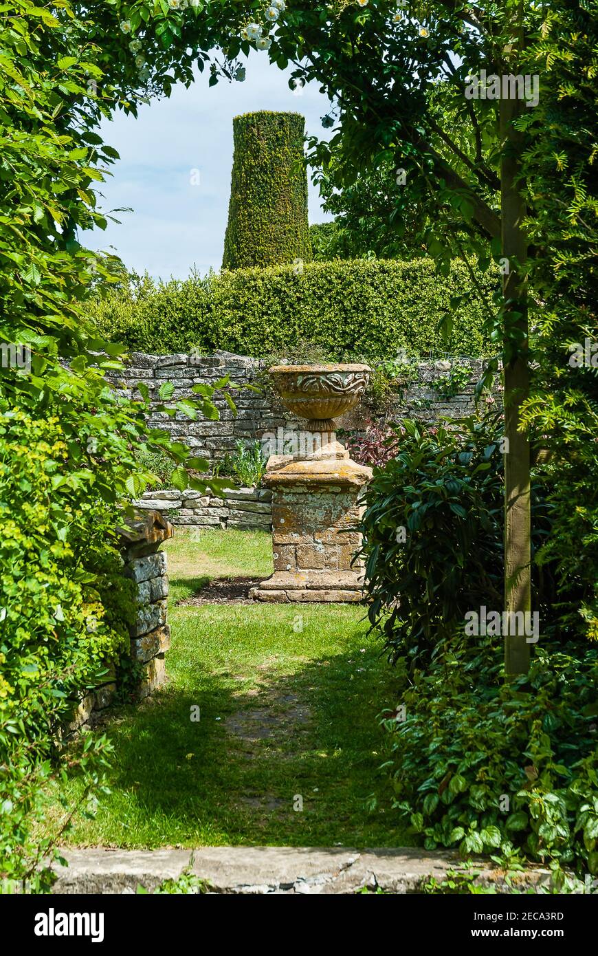 Lytes cary manor england hi-res stock photography and images - Alamy