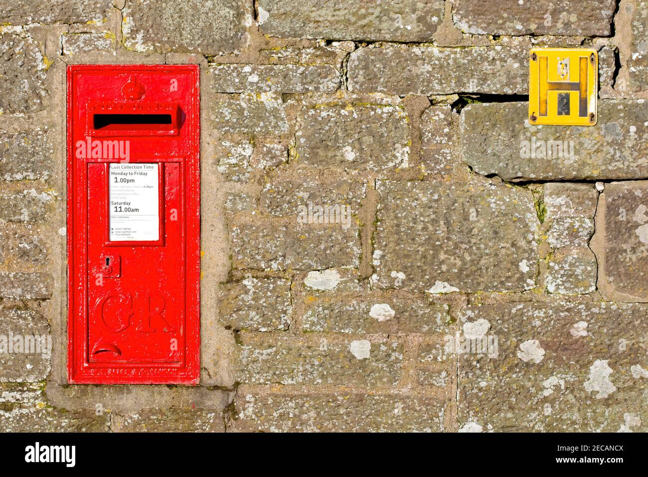 British fire hydrant sign hi-res stock photography and images - Alamy